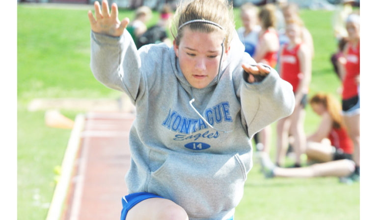TRACK AND FIELD: Junior high girls results – Bowie News