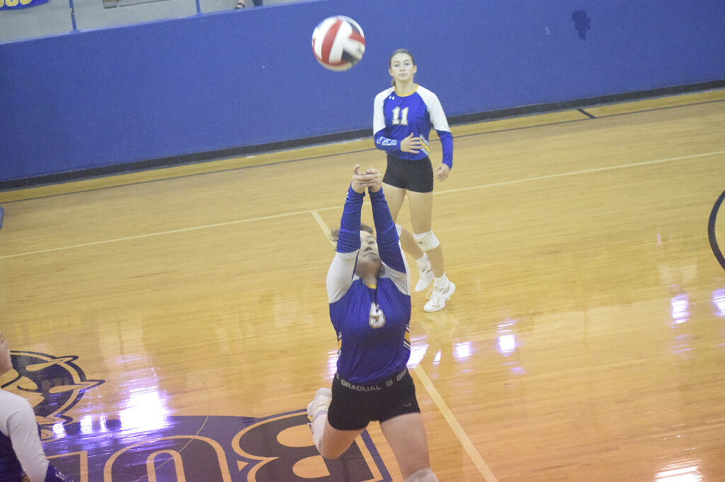 Lady Bulldogs fall to Valley View – Bowie News
