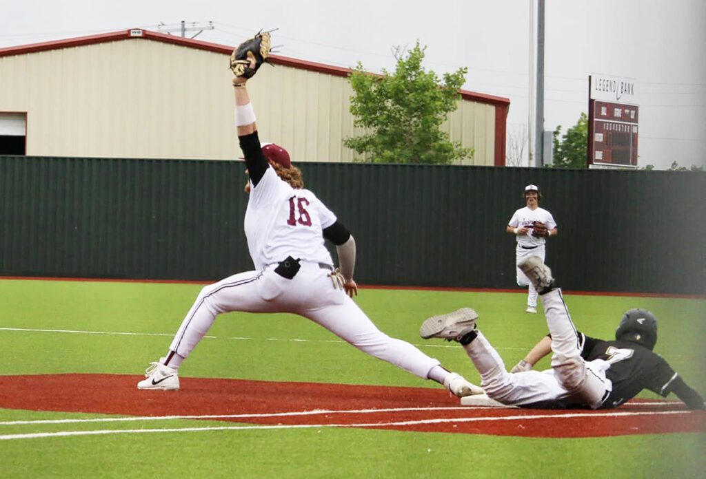 Bowie baseball clinches playoff spot – Bowie News
